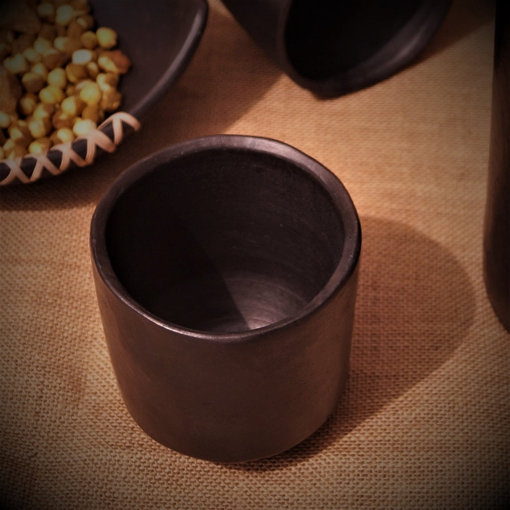Longpi Black Pottery Tumbler Large – Terracotta by Sachii