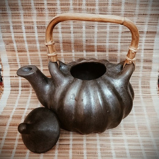 Longpi Black Pottery Pumpkin Teaset – Terracotta by Sachii