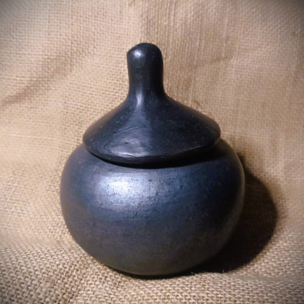 Longpi Black Pottery Sugar Pot – Terracotta by Sachii
