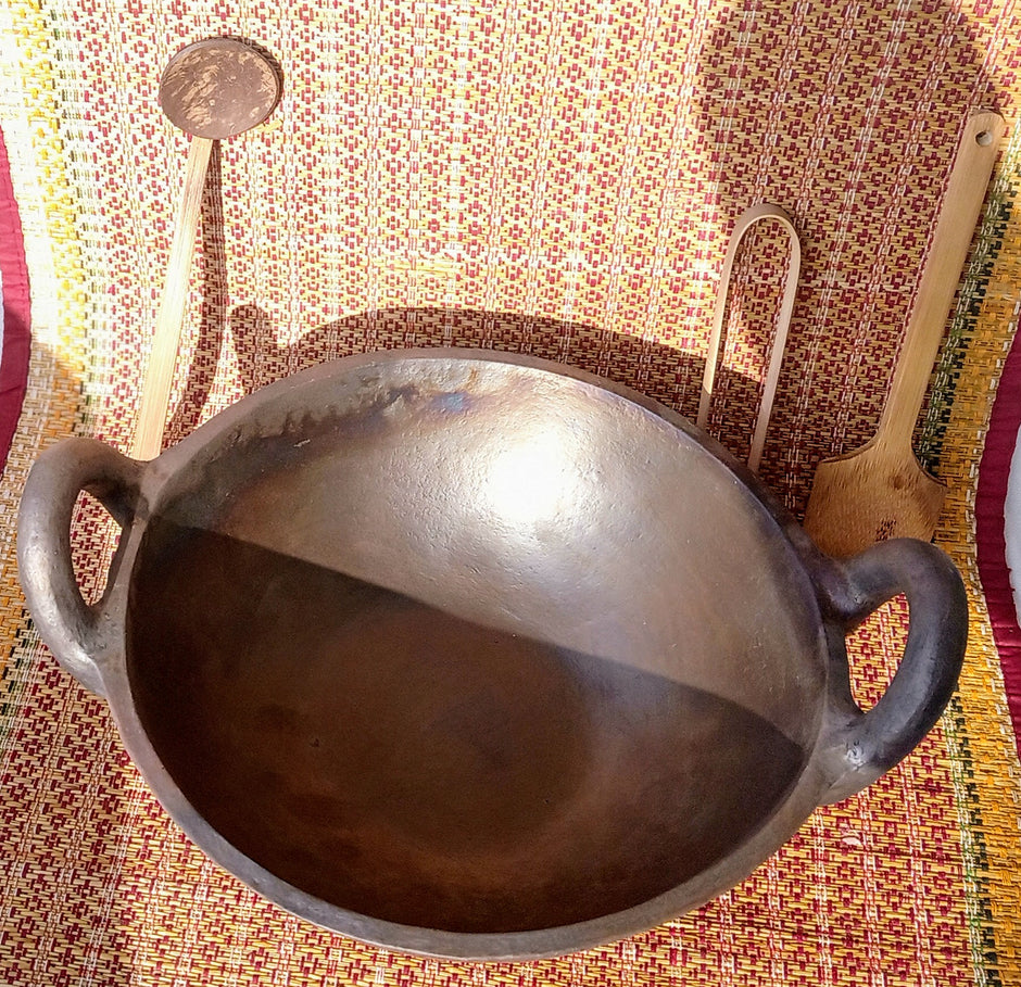 Longpi Black Pottery from Manipur – Terracotta by Sachii